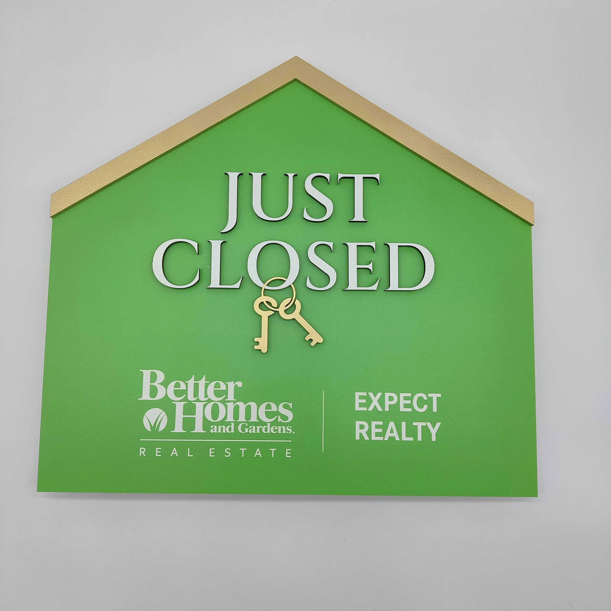 Closed House Just Closed Green – Real Estate Store