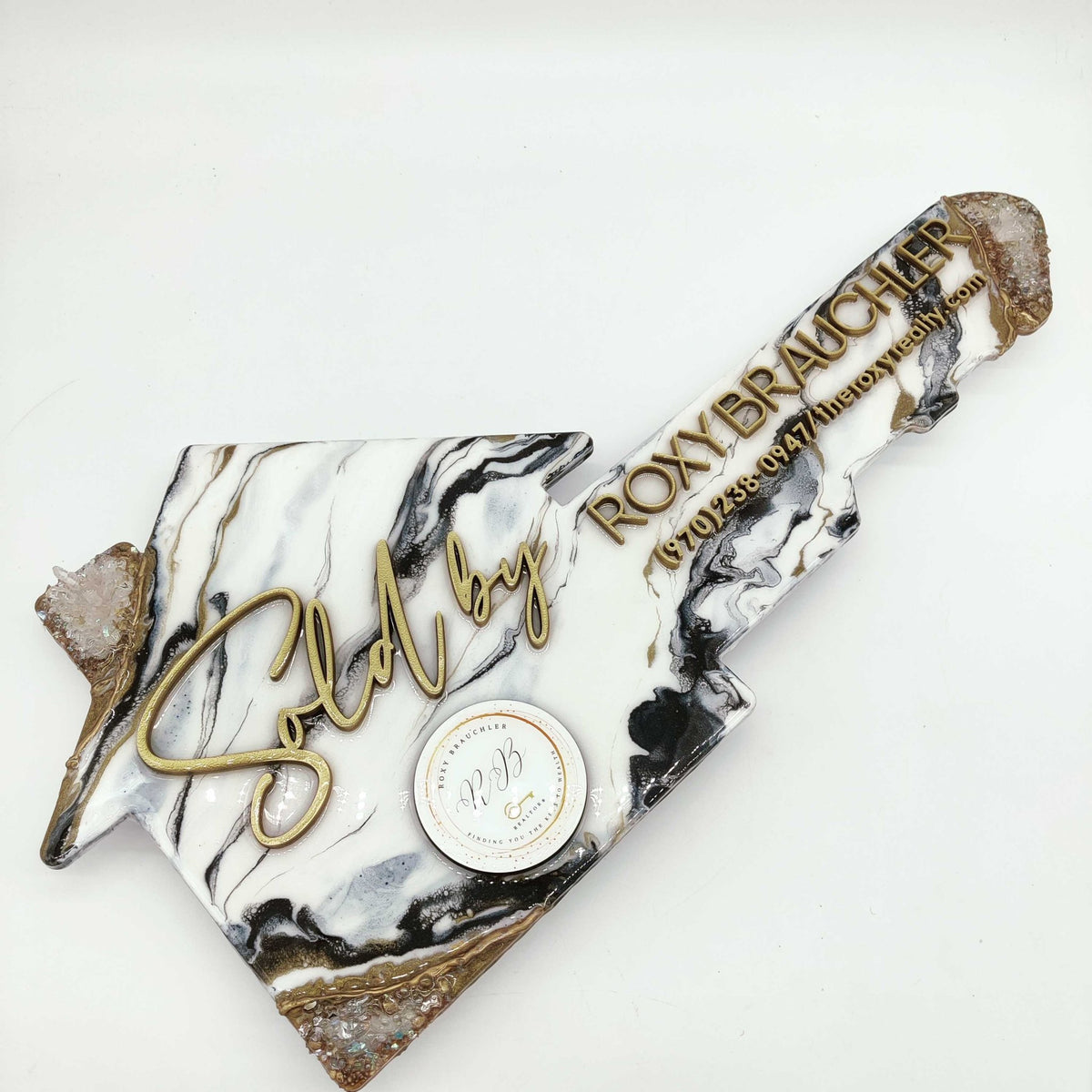Epoxy Resin Key Sign in the shape of a House – Real Estate Store