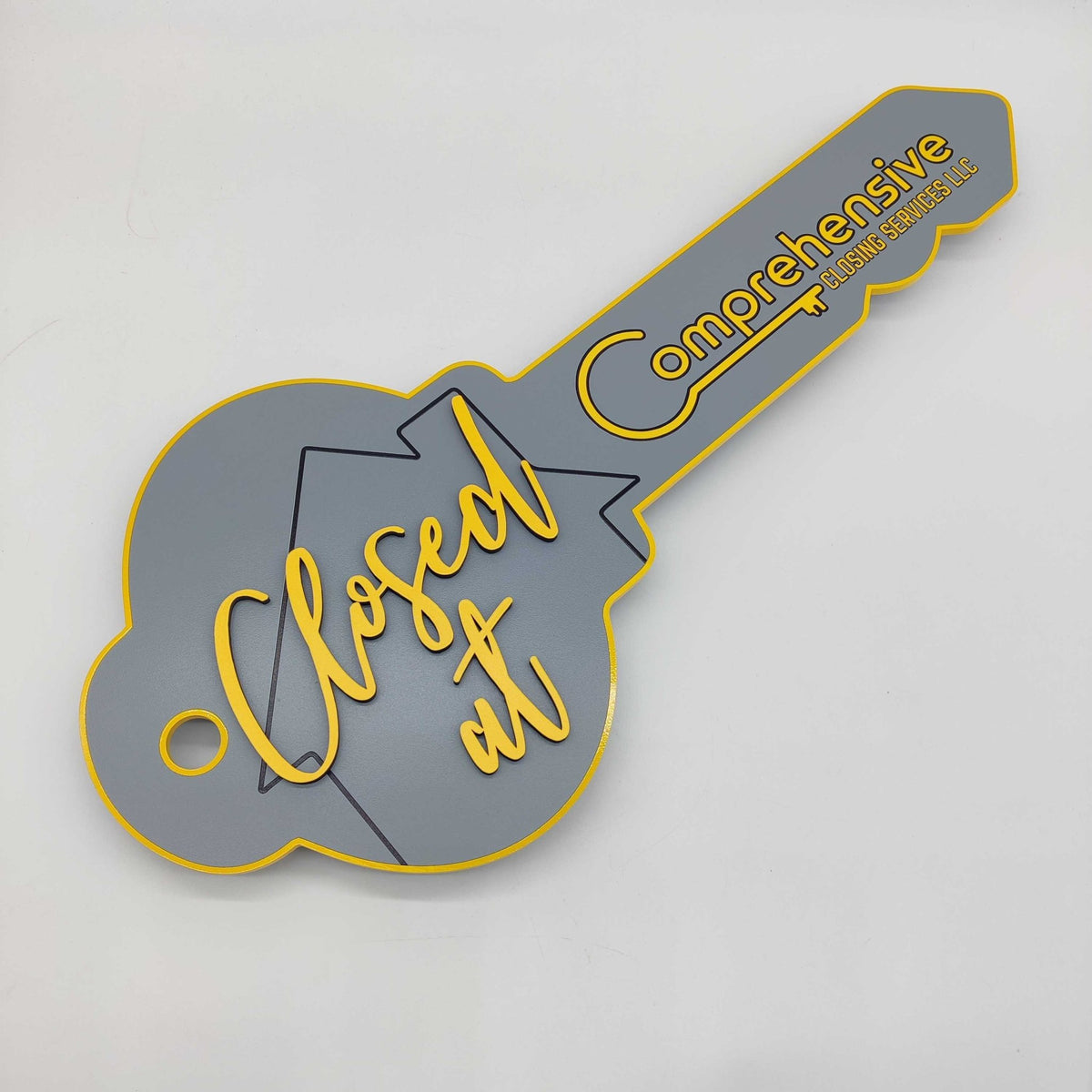 Key Shaped Sign "Closed at" – Real Estate Store