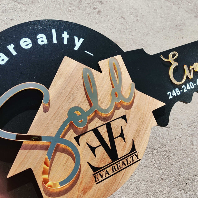 Round Shaped Key Sign "Acryl Gold Sold" – Real Estate Store